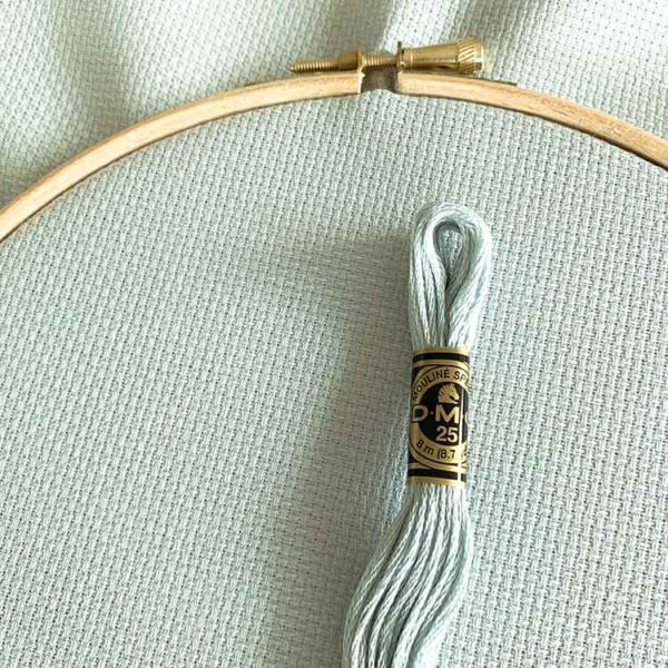 Aida 14 soft gray cross stitch fabric | Studio Koekoek cross stitch