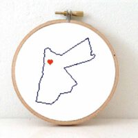 Jordan map cross stitch pattern with a heart for Amman | Studio Koekoek