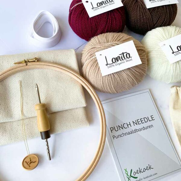 Punch needle kit for beginners including instructions | Studio Koekoek
