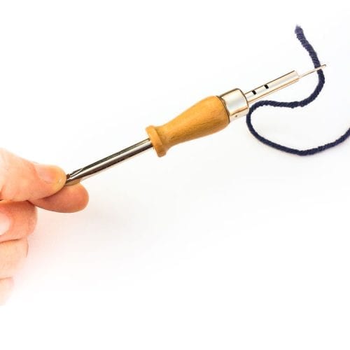 long needle punch needle threader | Studio Koekoek