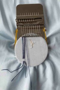 How to use a speedweave loom to mend your clothes - Studio Koekoek ...