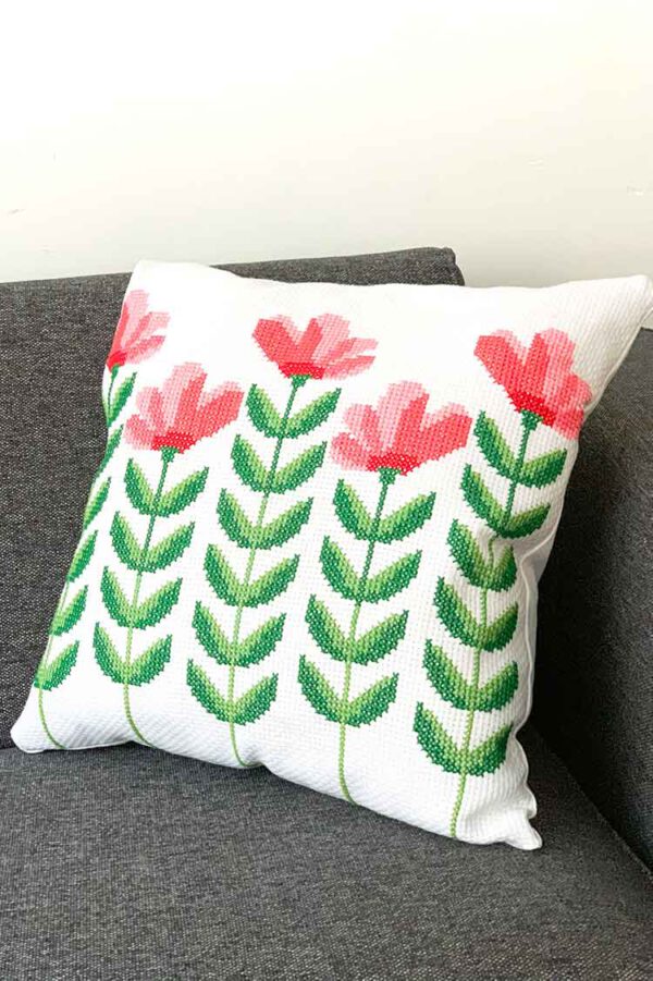 How to make a cross stitch cushion cover - Studio Koekoek | sustainable ...