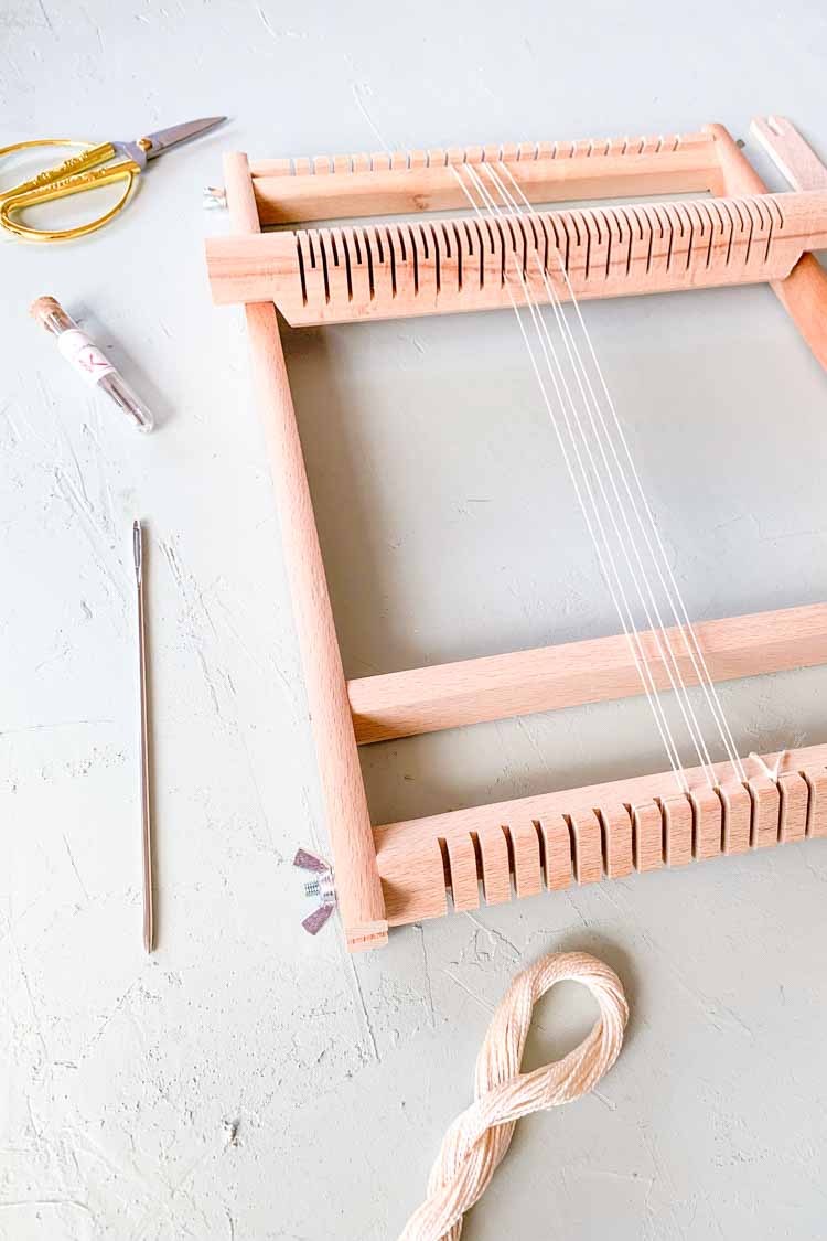 How to weave a bracelet for beginners - Studio Koekoek