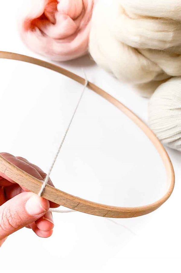 How to weave on a circulair loom | Studio Koekoek
