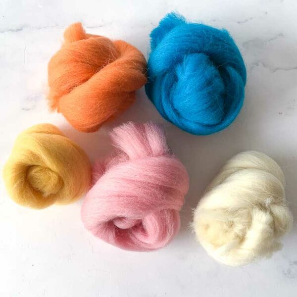 Wool roving - Studio Koekoek | sustainable craft kits and supplies