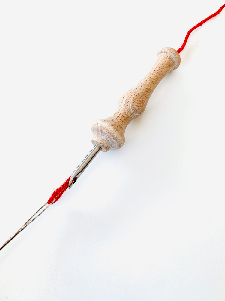 How to use the luxury wooden punch needle with ergonomic handle ...